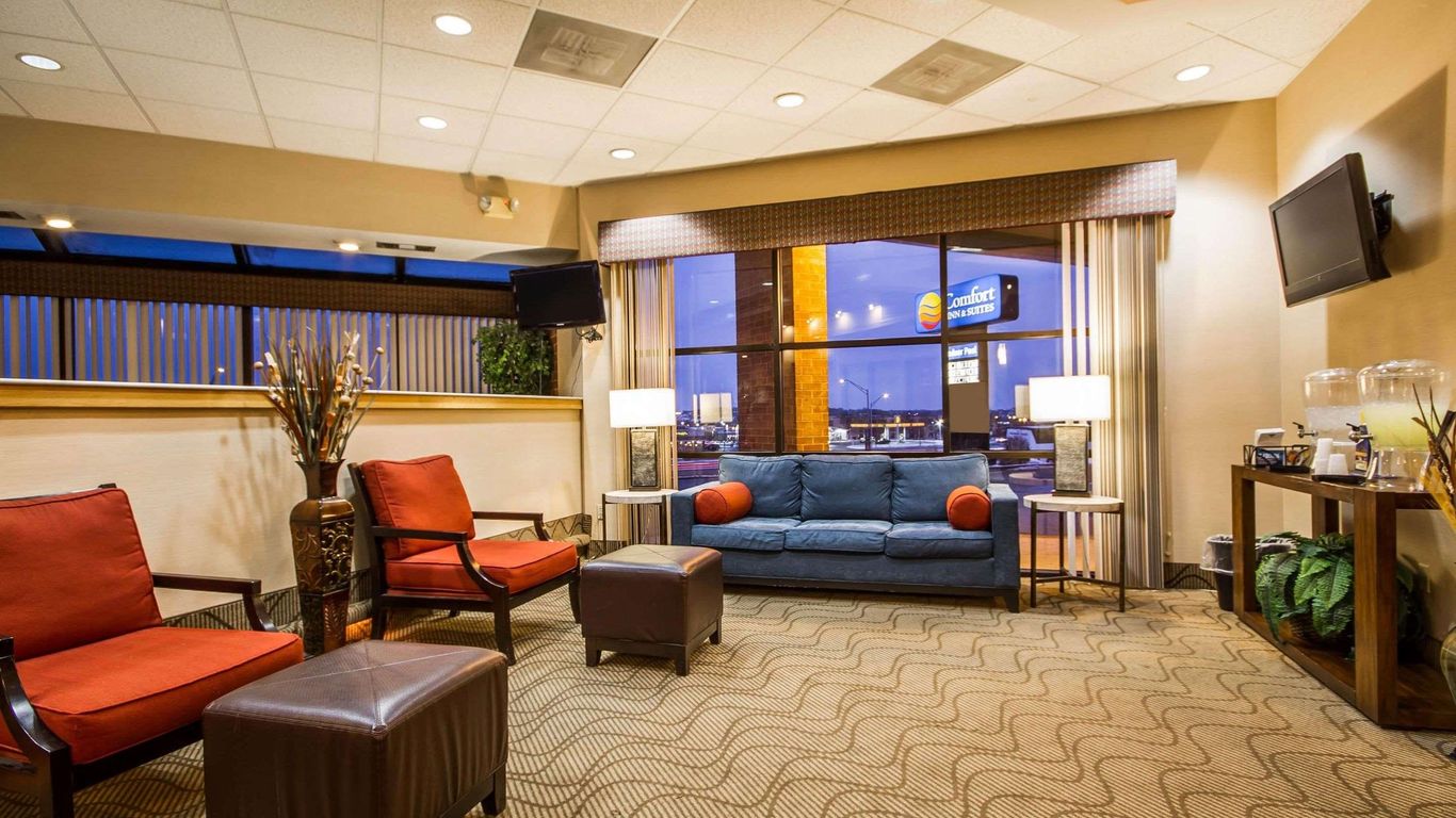 Comfort Inn & Suites Madison - Airport desde S/ 245 (S̶/̶ ̶6̶0̶1̶ ...